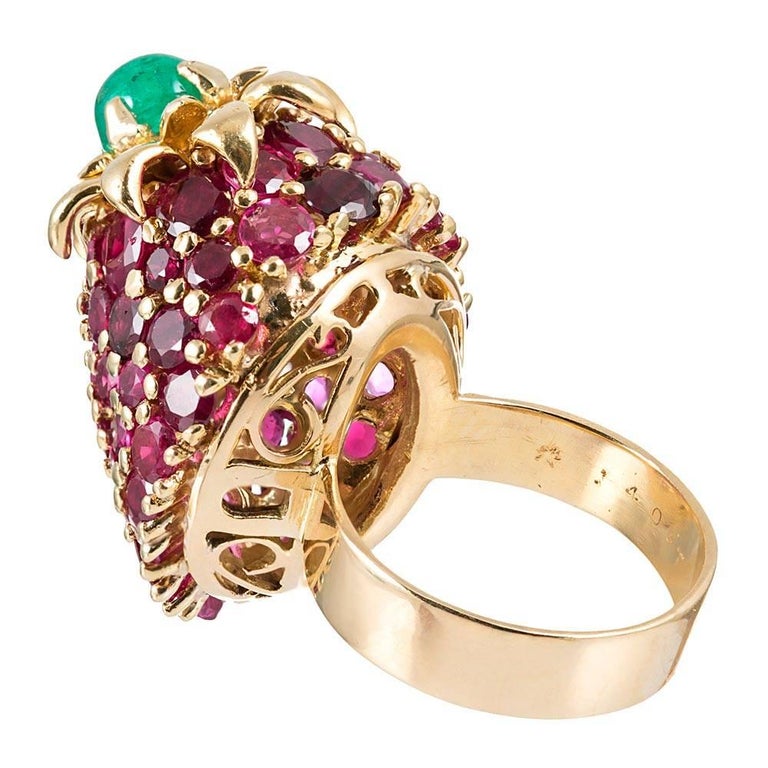 Midcentury Ruby and Emerald “Strawberry” Ring For Sale at 1stDibs
