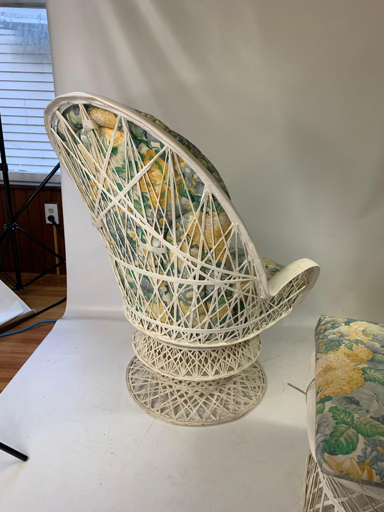 Russell Woodard Spun Fiberglass