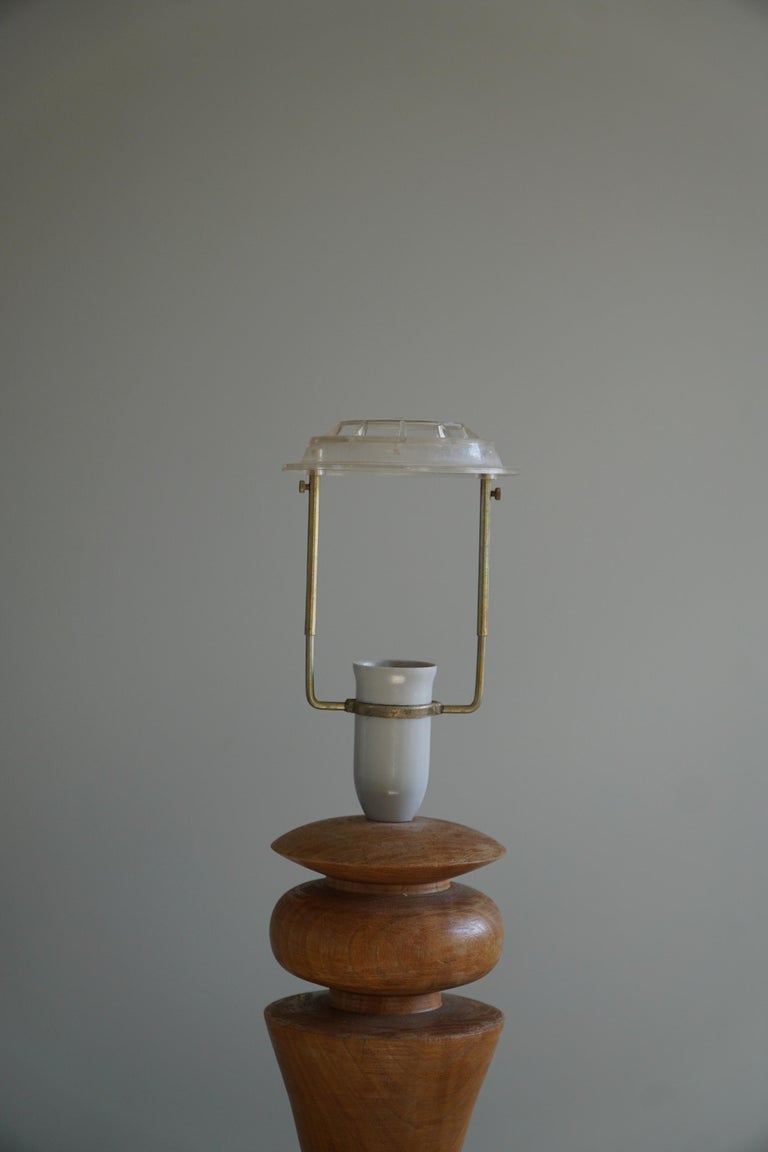 Midcentury Scandinavian Modern Organic Table Lamp in Solid Oak, 1960s ...