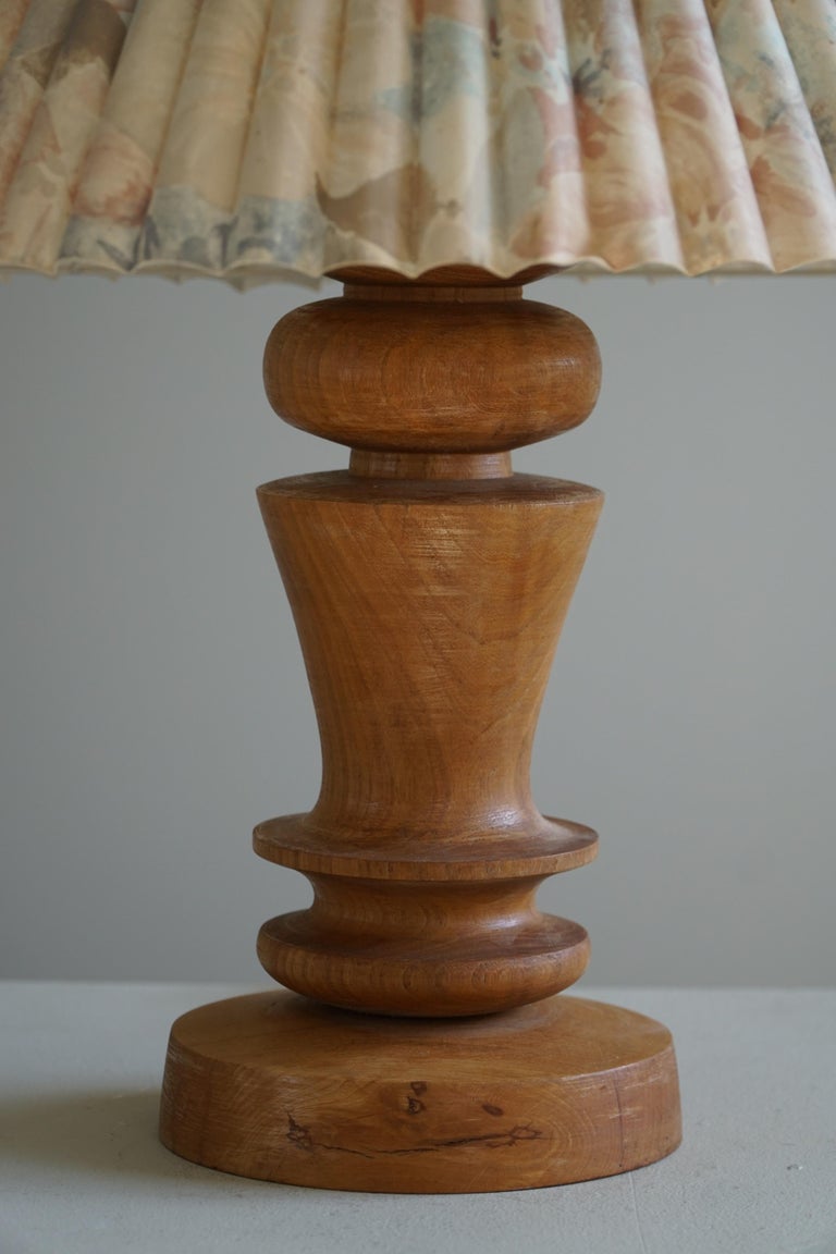 Midcentury Scandinavian Modern Organic Table Lamp in Solid Oak, 1960s ...
