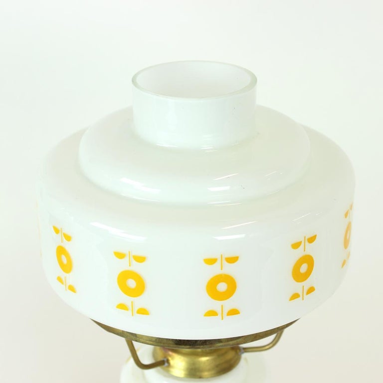 Mid-Century Set of 2 Table Lamps in Opaline Glass, Czechoslovakia For ...