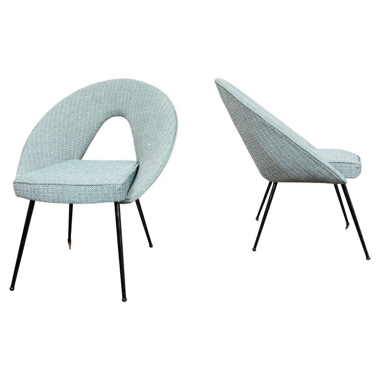 Pair of Green Mid-Century Vintage Shell Chairs, Black Metal Legs, 1970 ...