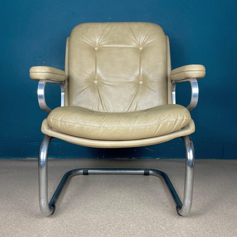 Mid-Century Small Lounge Chair Italy 1970s For Sale at 1stDibs