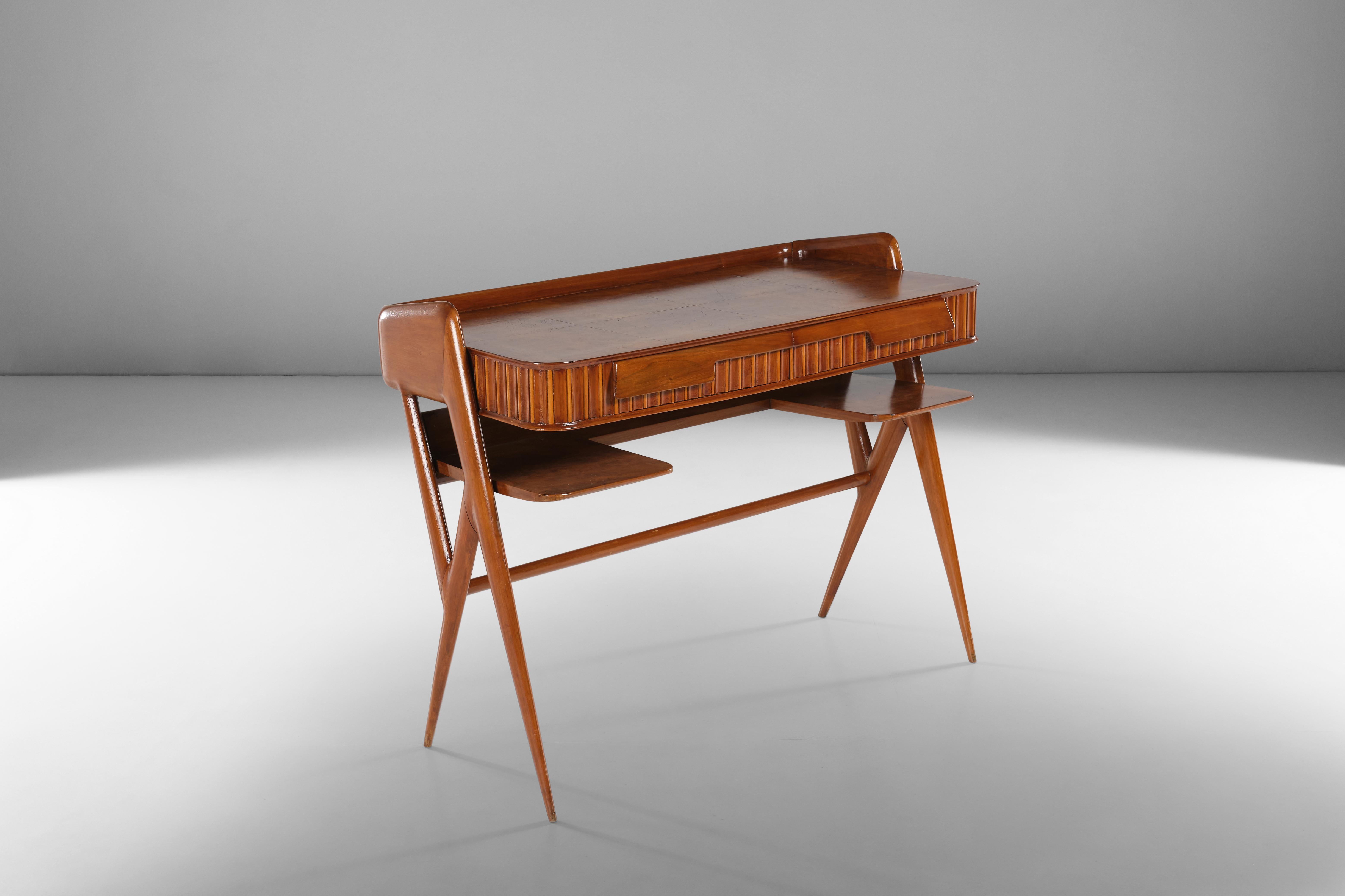 Mid-Century Small Writing Desk Made in Italy, 1950s at 1stDibs
