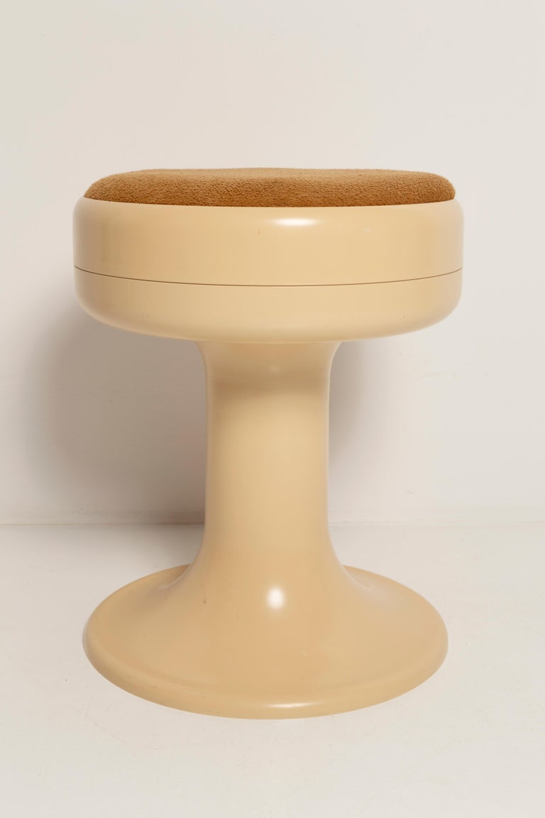 Midcentury Space Age Beige Stool, Germany, 1960s For Sale at 1stDibs