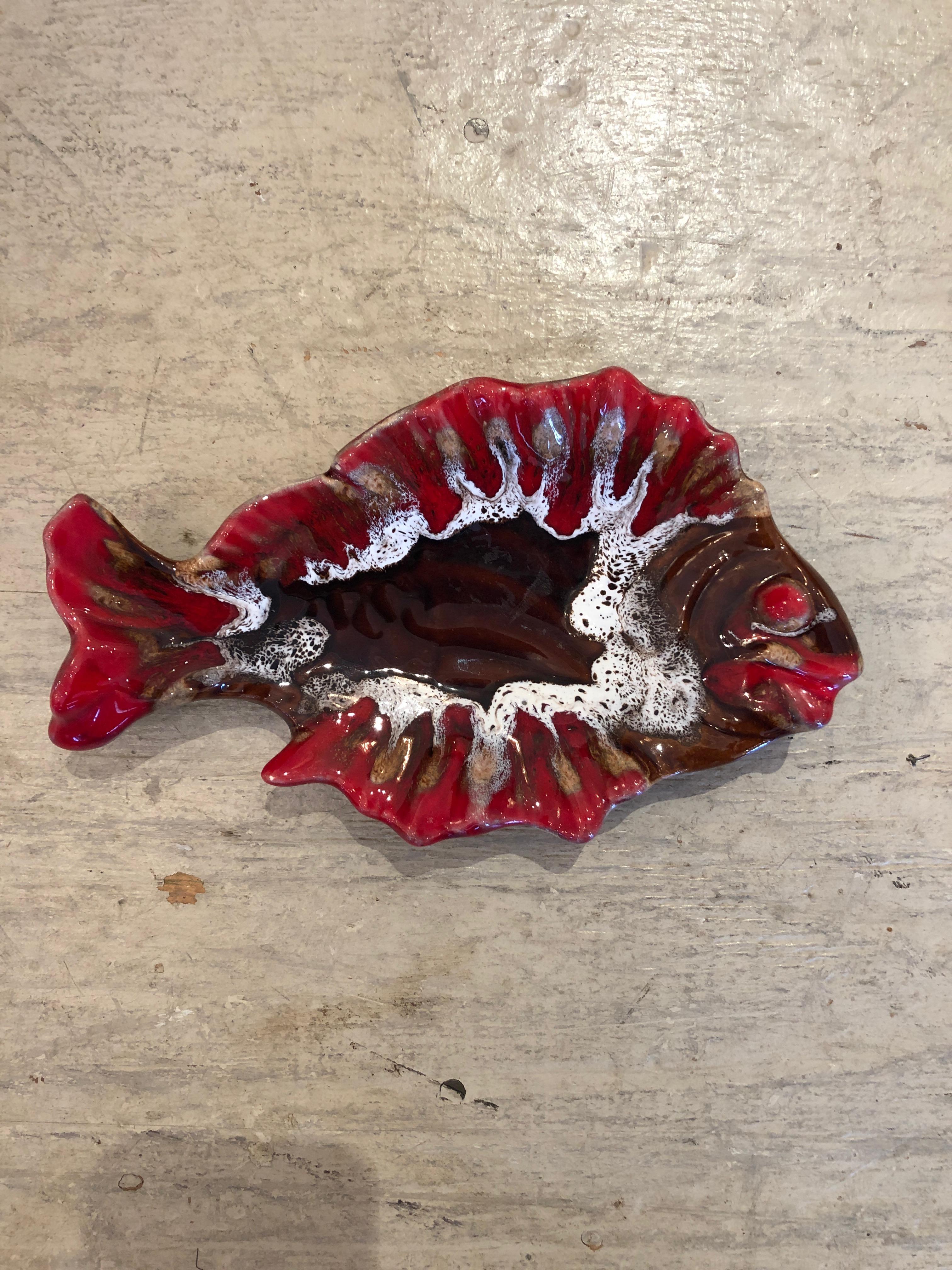 Midcentury Stylish French Majolica Signed Pottery Fish Dish at 1stDibs