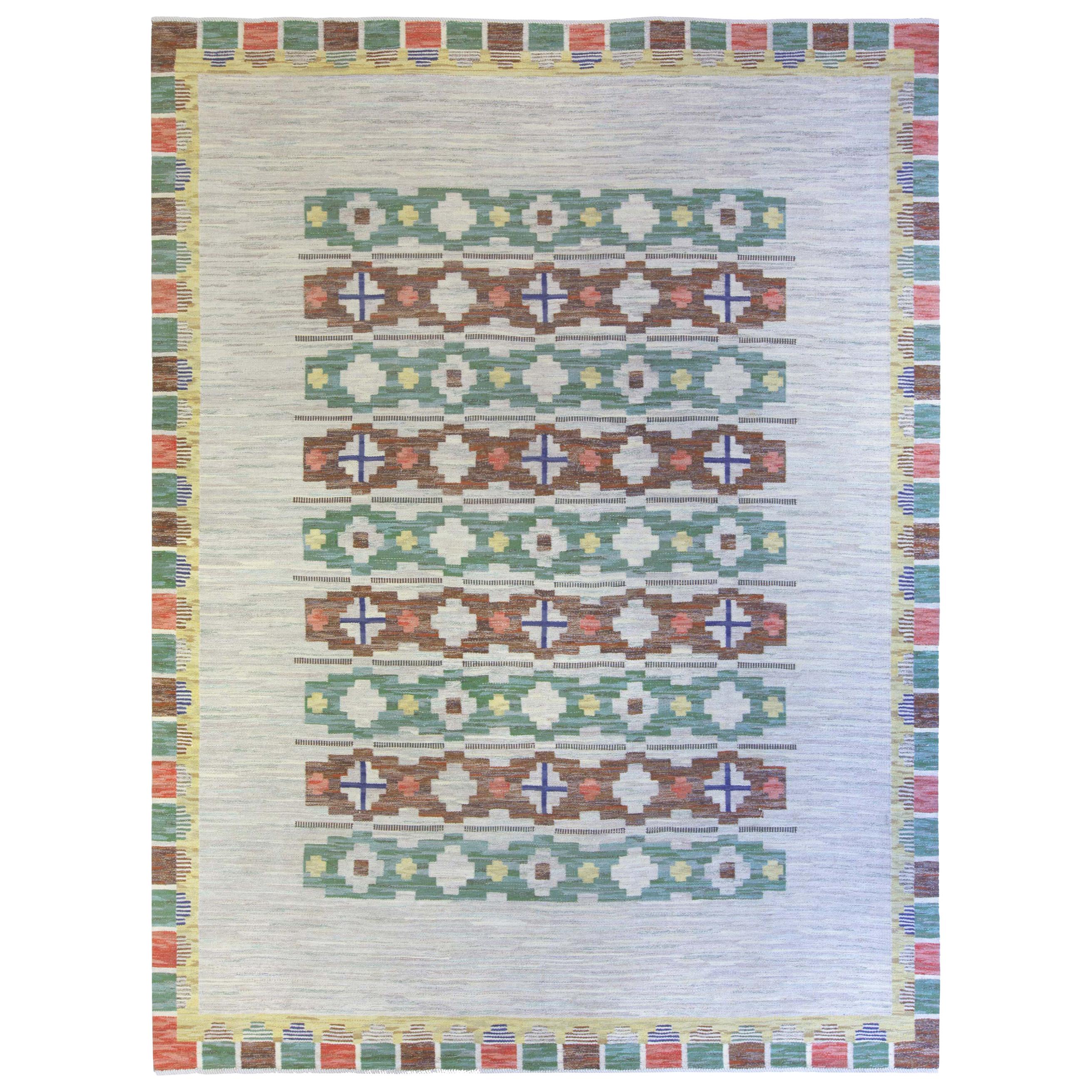 Swedish Russian and Scandinavian Rugs - 1,043 For Sale at 1stdibs