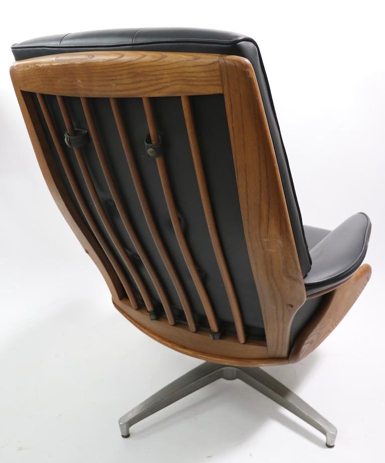 Mid Century Swivel Tilt Lounge Chair by Heywood Wakefield at 1stDibs