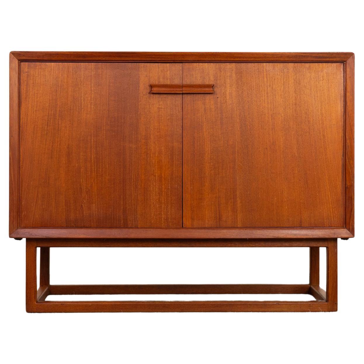 Mid-Century Teak Cabinet For Sale at 1stDibs