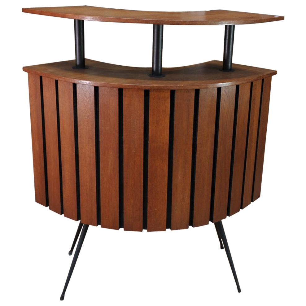 Mid-Century Modern Dry Bars - 581 For Sale at 1stDibs