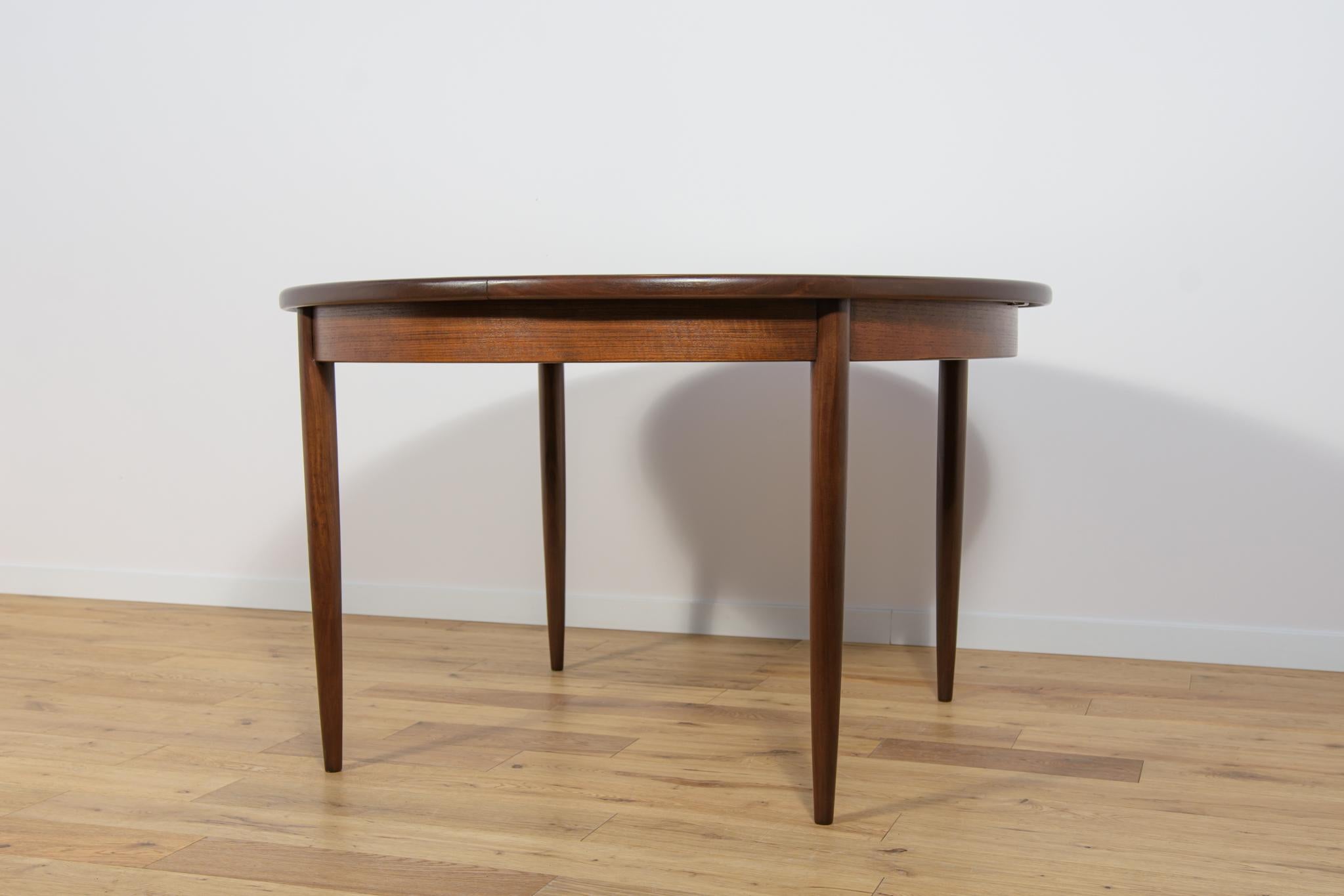 Mid-Century Teak Round Fresco Dining Table from G-Plan, 1960s For Sale ...