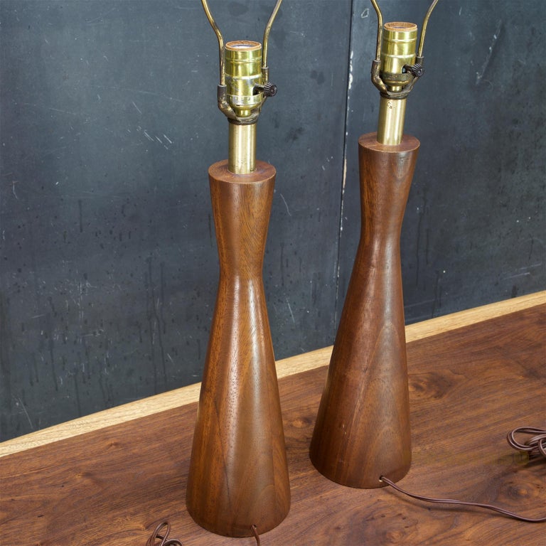 Midcentury Turned Hourglass-Form Table Lamps at 1stDibs