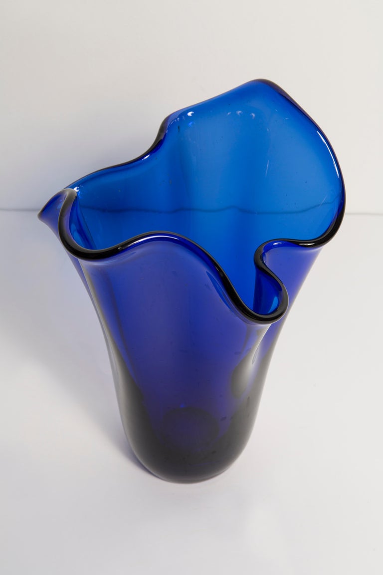 Mid Century Vintage Dark Blue Vase, Italy, 1960s For Sale at 1stDibs