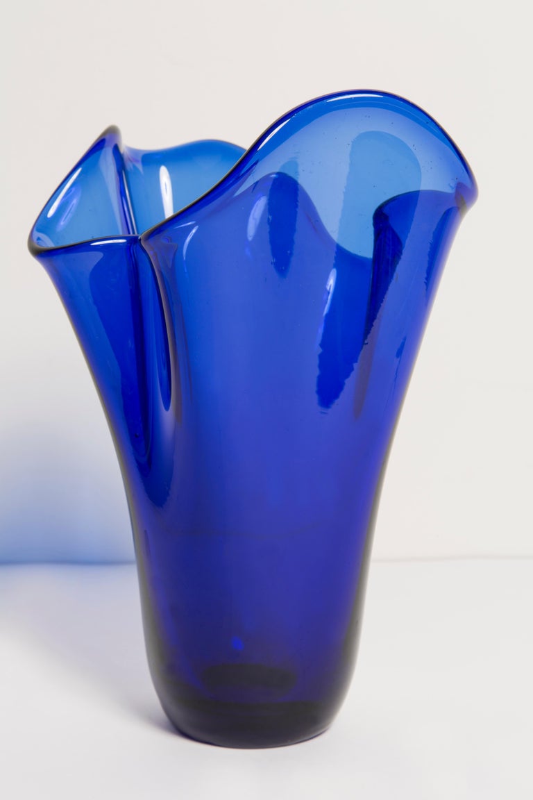 Mid Century Vintage Dark Blue Vase, Italy, 1960s For Sale at 1stDibs