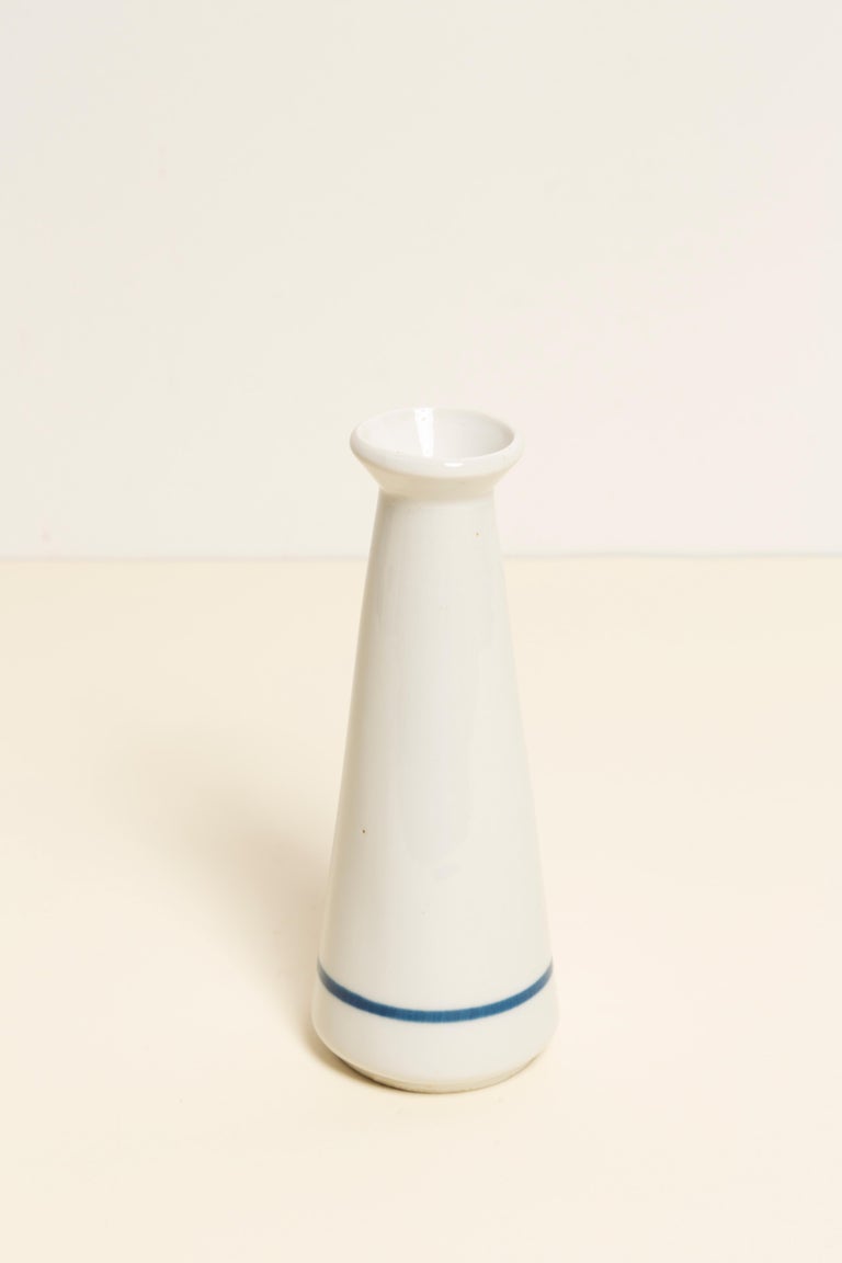 Midcentury Vintage Small Porcelain White Vase, Europe, 1960s For Sale ...