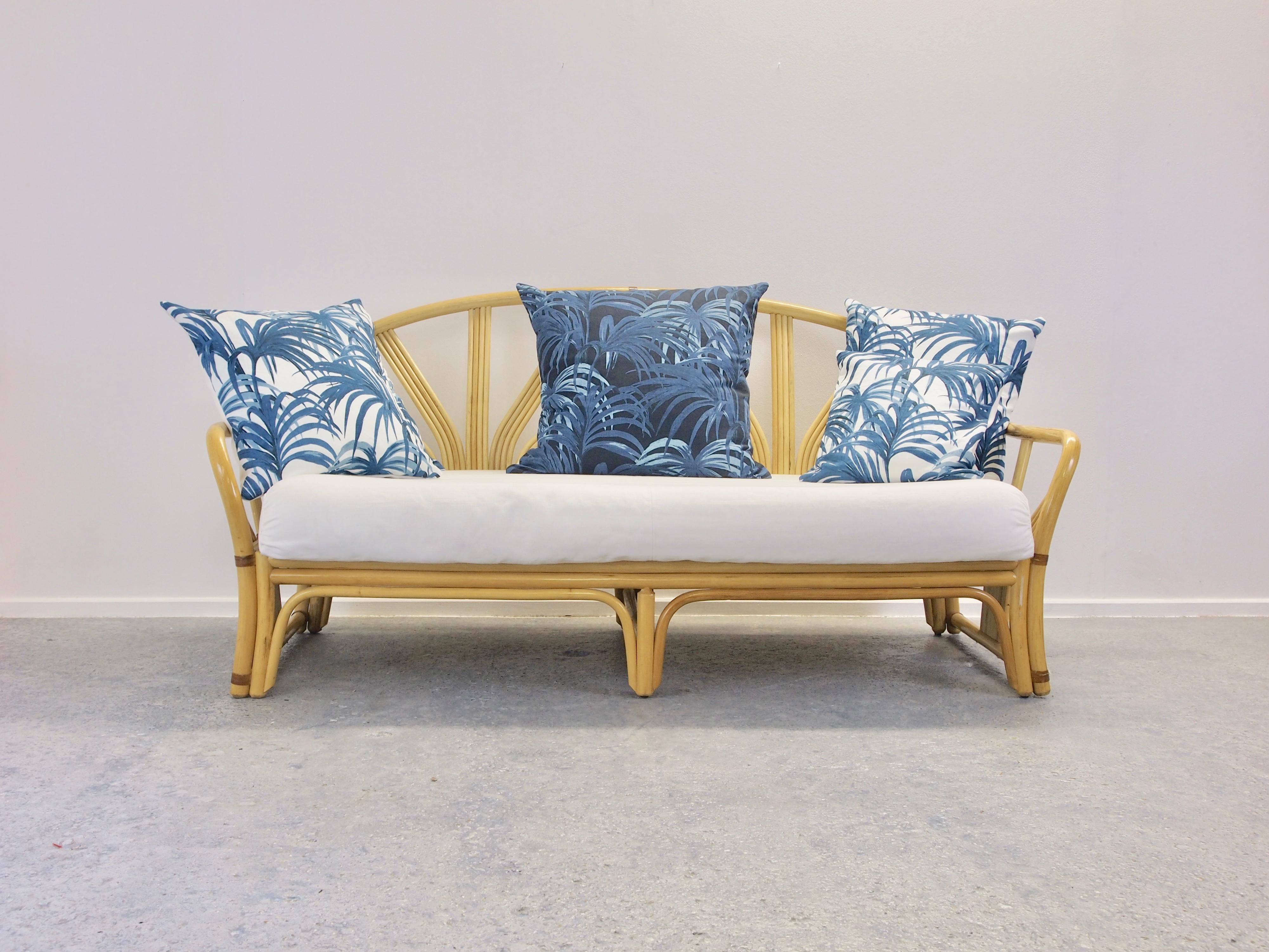 Midcentury Vintage Tiki Boho Style Rattan Daybed/Sofa at 1stDibs | boho ...