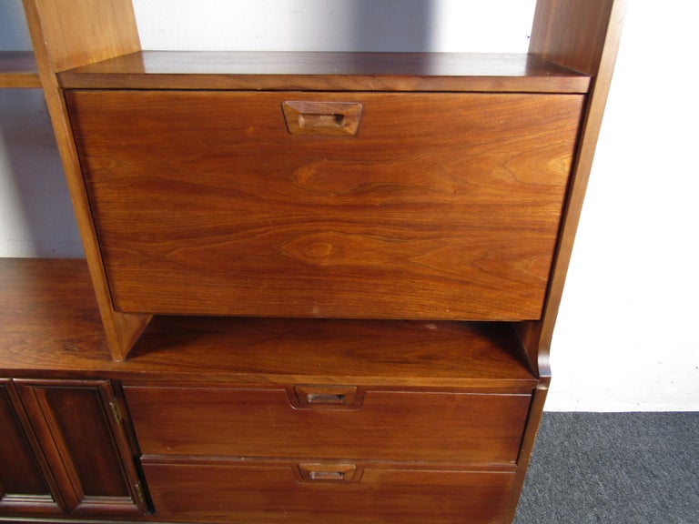 Midcentury Walnut Wall Unit at 1stDibs | midcentury wall unit