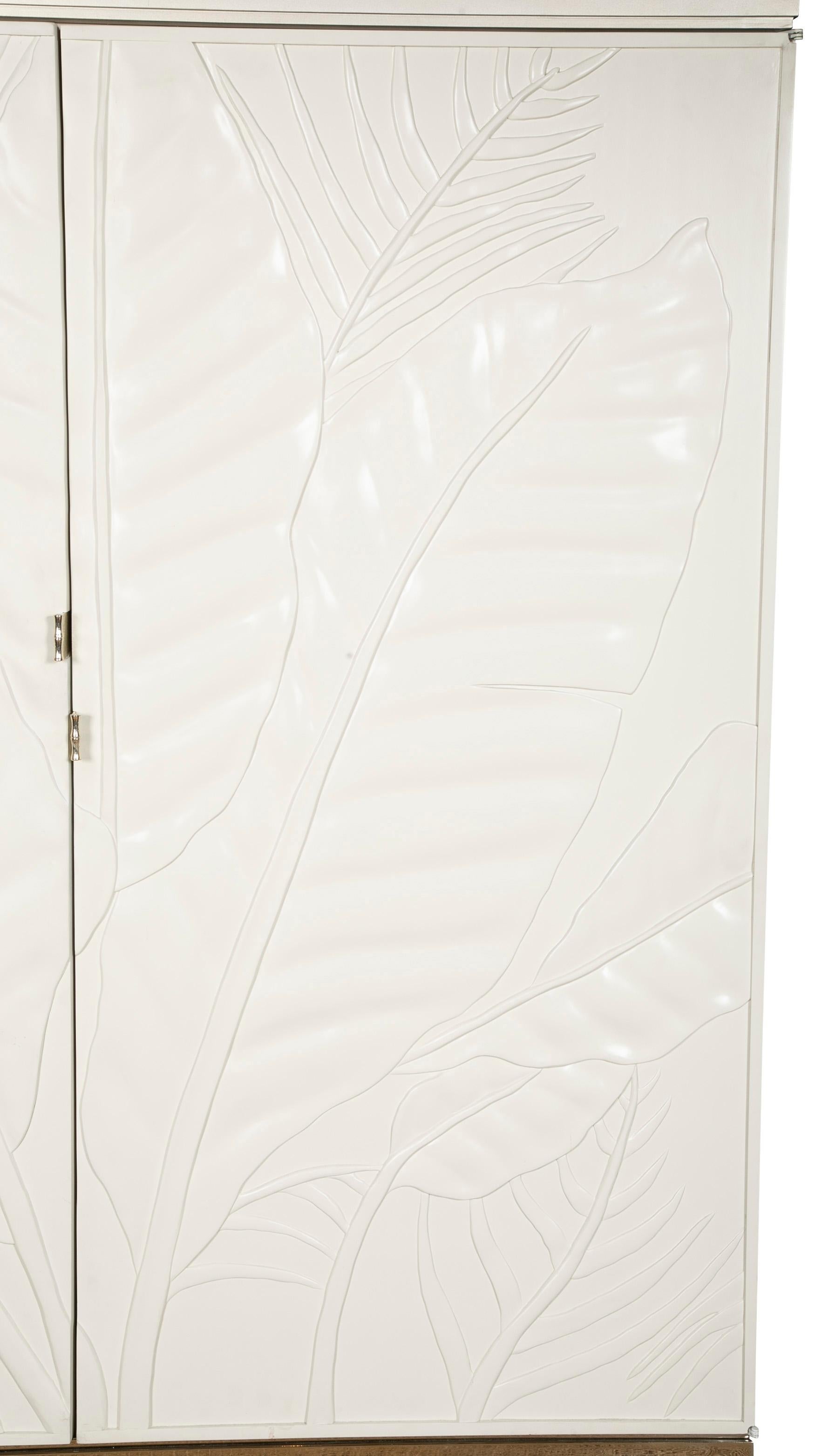 Midcentury White Lacquered Bar Cabinet at 1stDibs | white lacquer bar ...