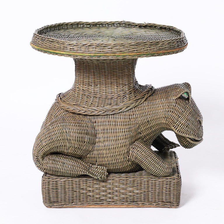Mid-Century Wicker Frog Stand For Sale at 1stDibs