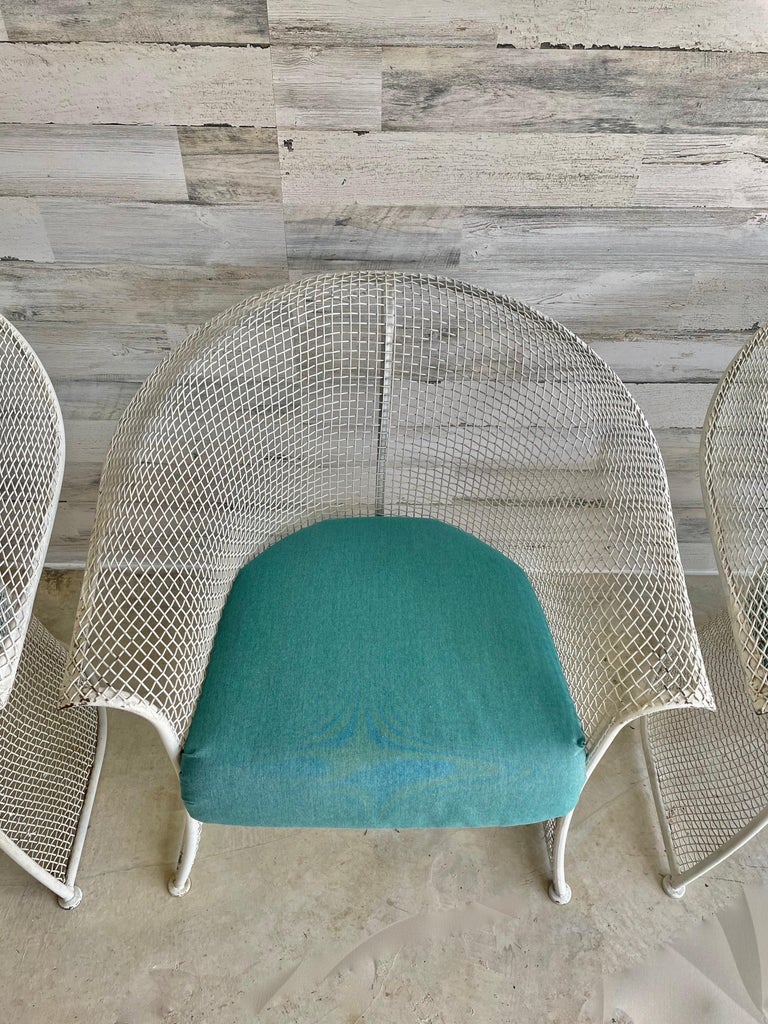 Mid Century Wire Formed Patio Set For Sale at 1stDibs
