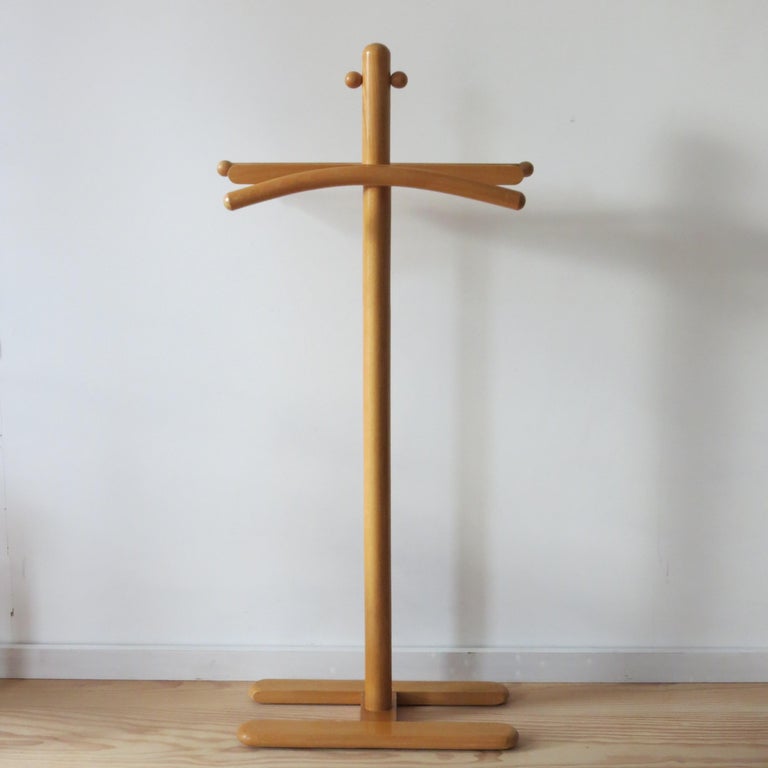 Midcentury 1960s Vintage Wooden Valet Clothes Stand Butler Stand at 1stDibs