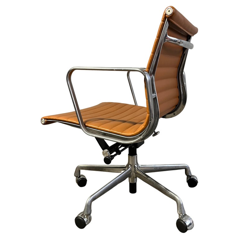 Midcentury Aluminum Group Chair in Ochre Brown Leather Near New Old ...