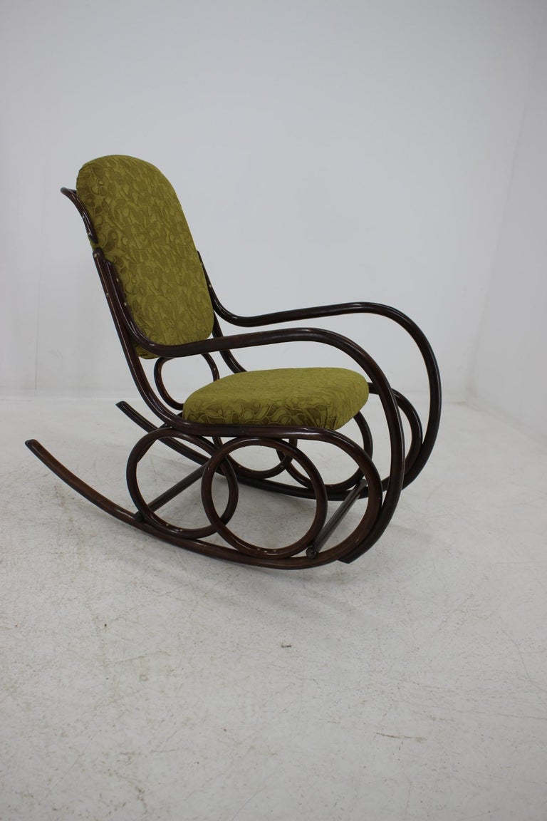 Midcentury Beech Bentwood Rocking Chair from Ton, 1960s For Sale at ...