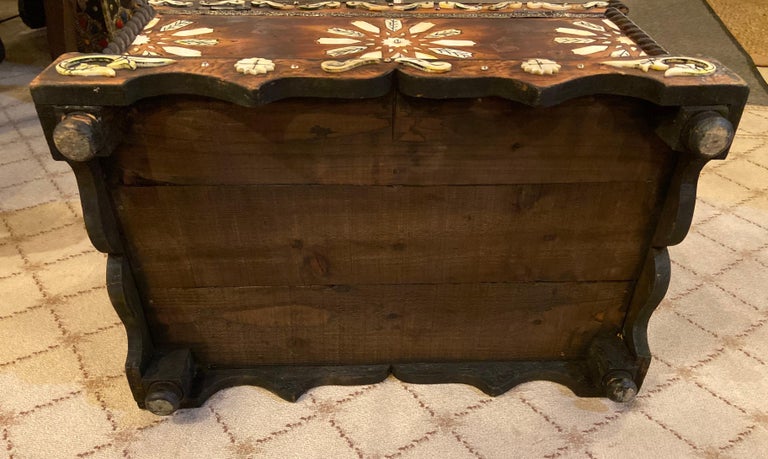 Midcentury Bone Inlaid Chest Box or Jewelry Casket For Sale at 1stdibs