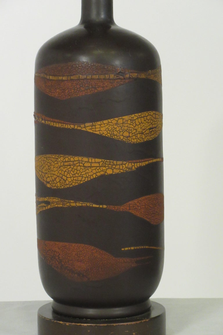 Midcentury Ceramic Snake Skin Pattern Brown Lamp on Wood Base For Sale ...