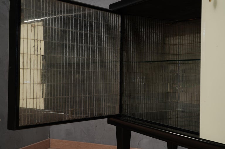 MidCentury Cream Color Glass and Brass DryBar, 1950 For Sale at 1stDibs