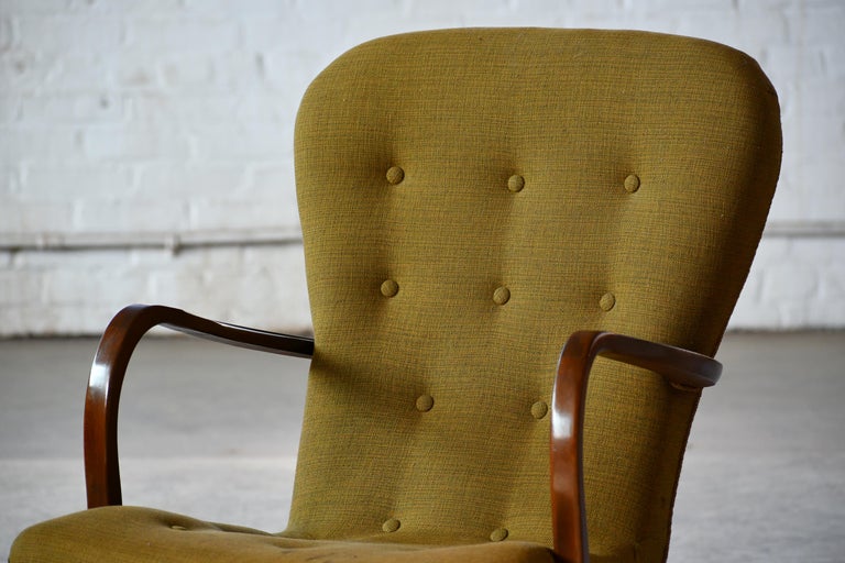 Midcentury Danish Clam Style Lounge Chair, 1950s For Sale at 1stDibs