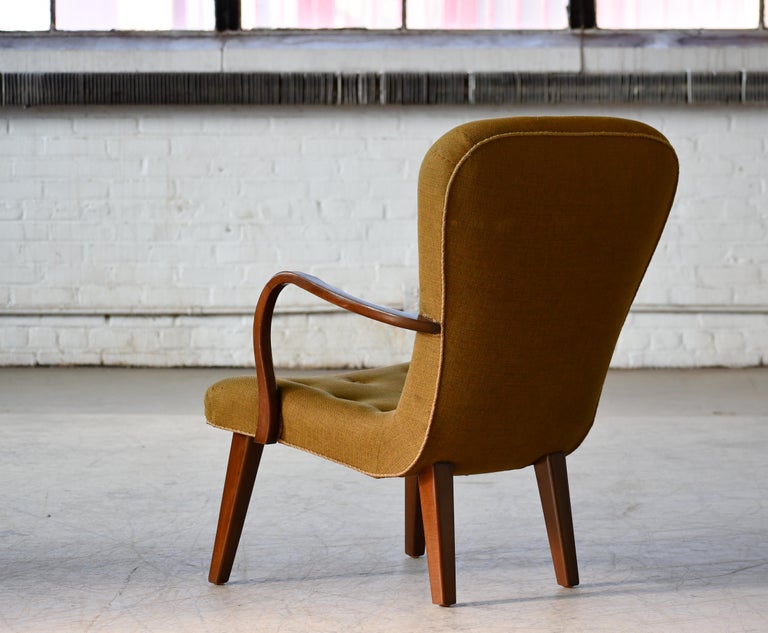 Midcentury Danish Clam Style Lounge Chair, 1950s For Sale at 1stDibs