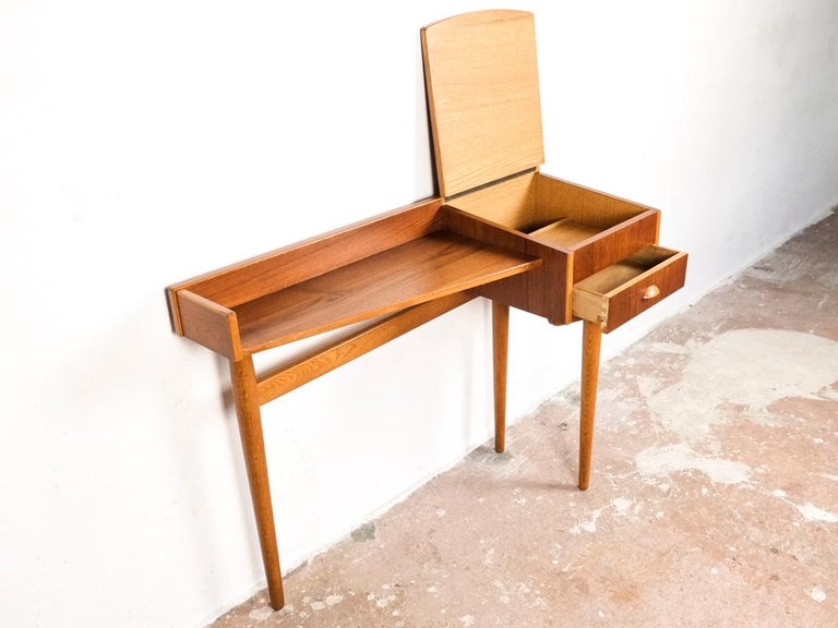 Midcentury Danish Console Table in Teak and Oak, 1960s For Sale at 1stDibs