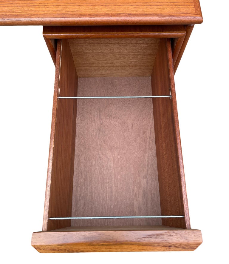 Midcentury Danish Modern Teak Large Knee Hole Desk 4 Drawers File ...