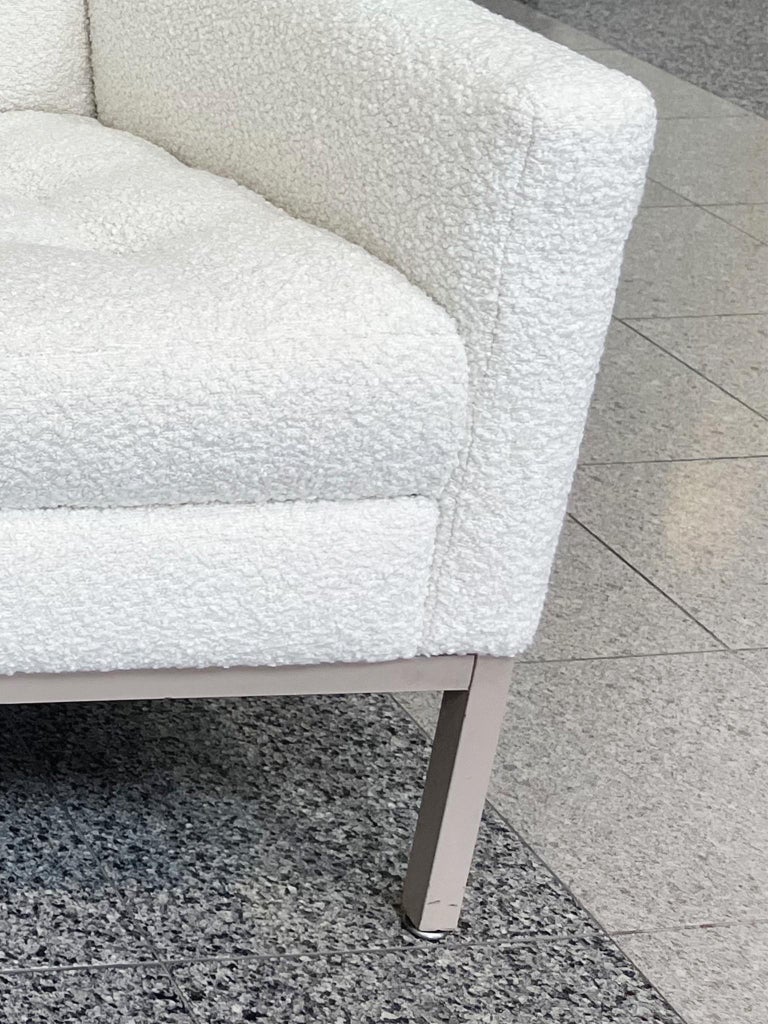 Midcentury Florence Knoll Style Settee by Patrician For Sale at 1stDibs
