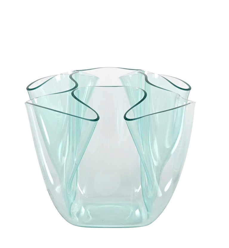 Midcentury Guzzini Clear Lucite Italian "Napkin" Centerpiece Bowl ...