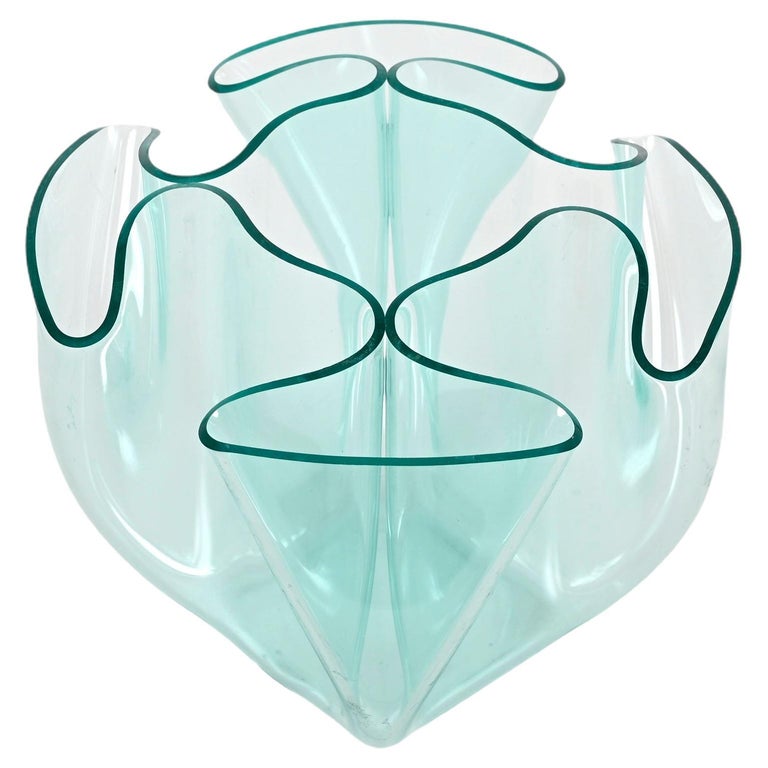 Midcentury Guzzini Clear Lucite Italian "Napkin" Centerpiece Bowl ...