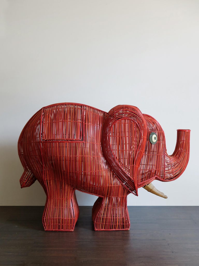 Midcentury Italian Elephant Wicker Container, 1960s at 1stDibs
