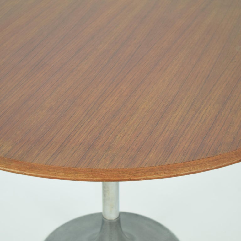 Midcentury Italian Tulip Table with Silver Metal Base and Brown-Red ...