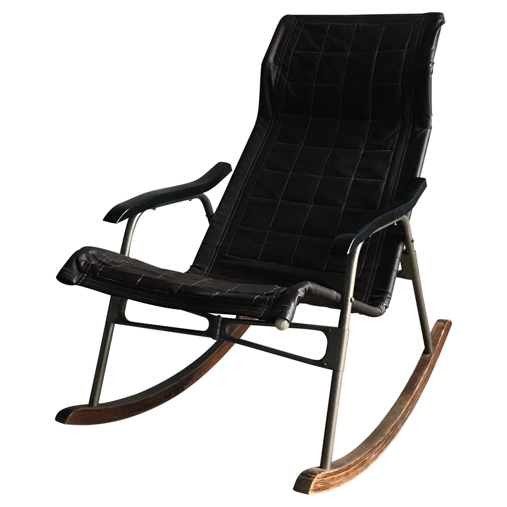 Midcentury Japanese Rocking Chair by Takeshi Nii For Sale at 1stDibs
