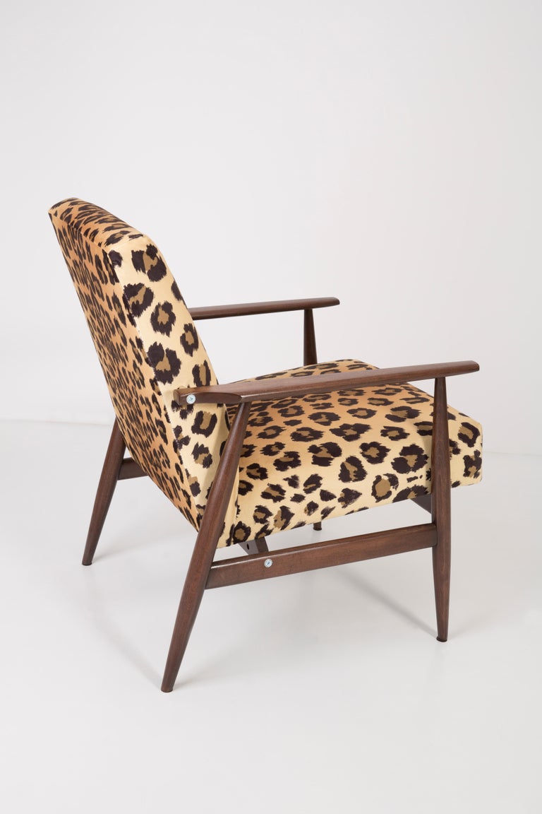Midcentury Leopard Print Velvet Dante Armchair, H. Lis, 1960s For Sale ...