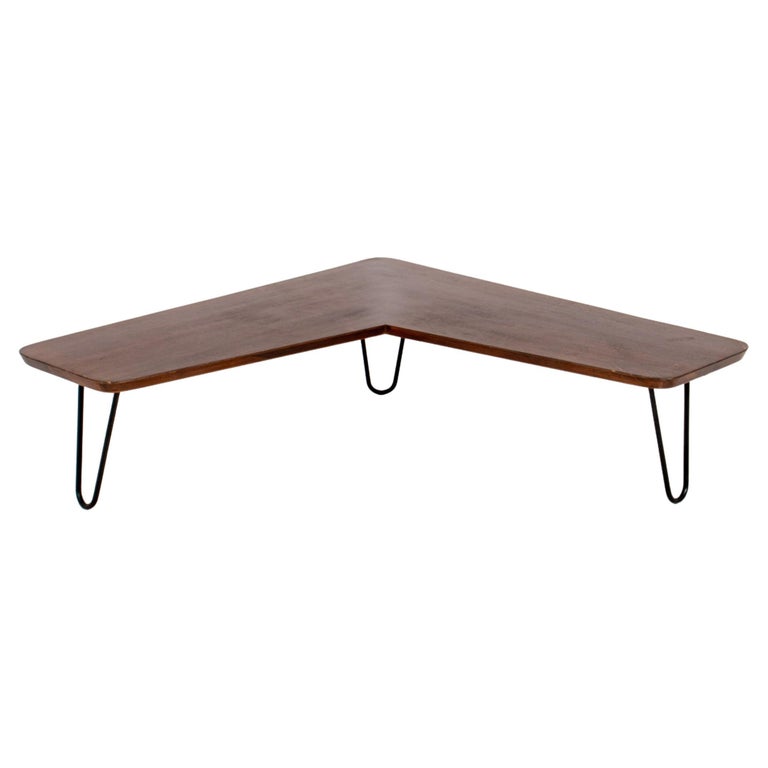 Mid-Century Modern Boomerang Coffee Table For Sale at 1stDibs