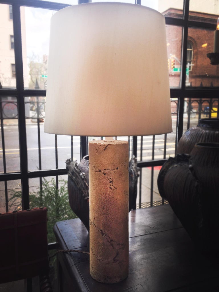 Mid-Century Modern Coral Column Table Lamp For Sale at 1stDibs