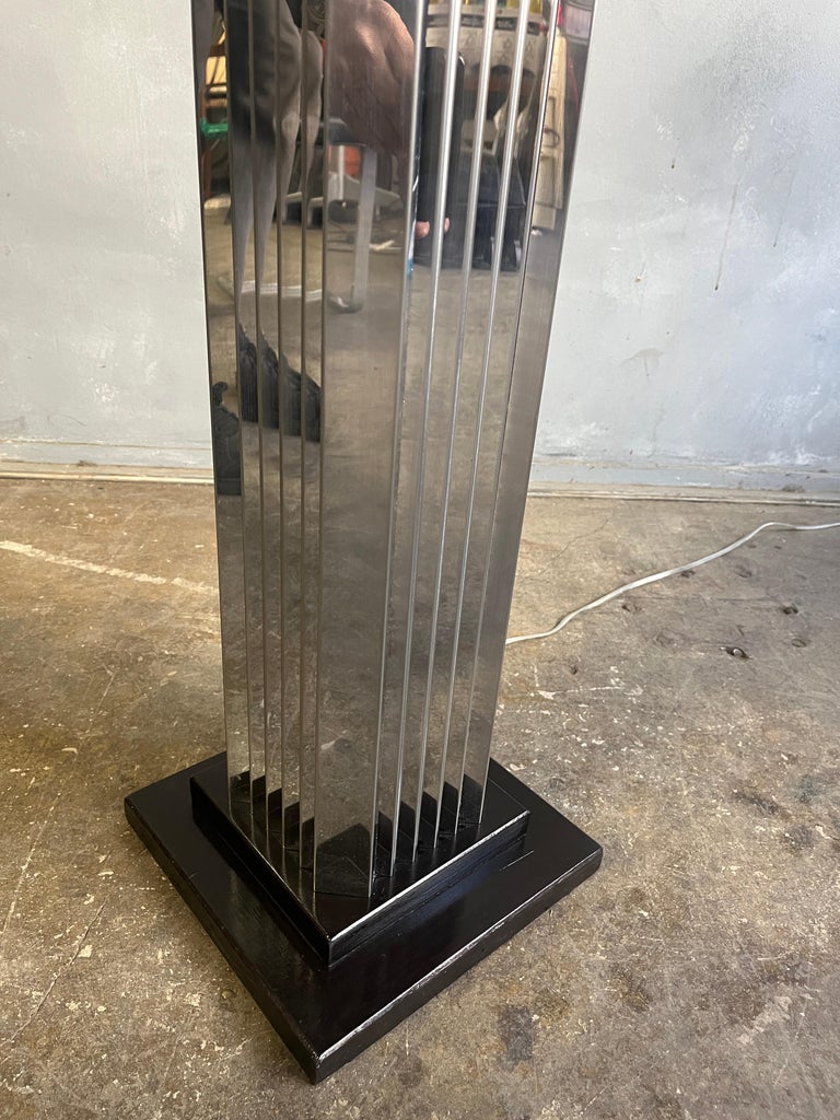 Mid-Century Modern Skyscraper Floor Lamp For Sale at 1stDibs