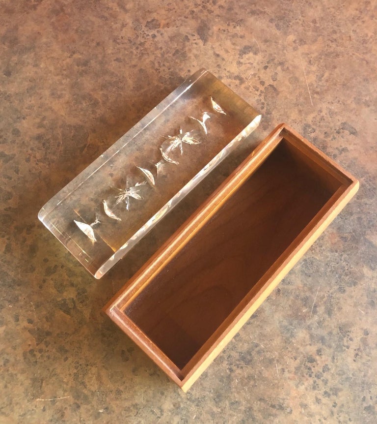 Mid-Century Modern Walnut and Lucite Trinket Box For Sale at 1stDibs ...