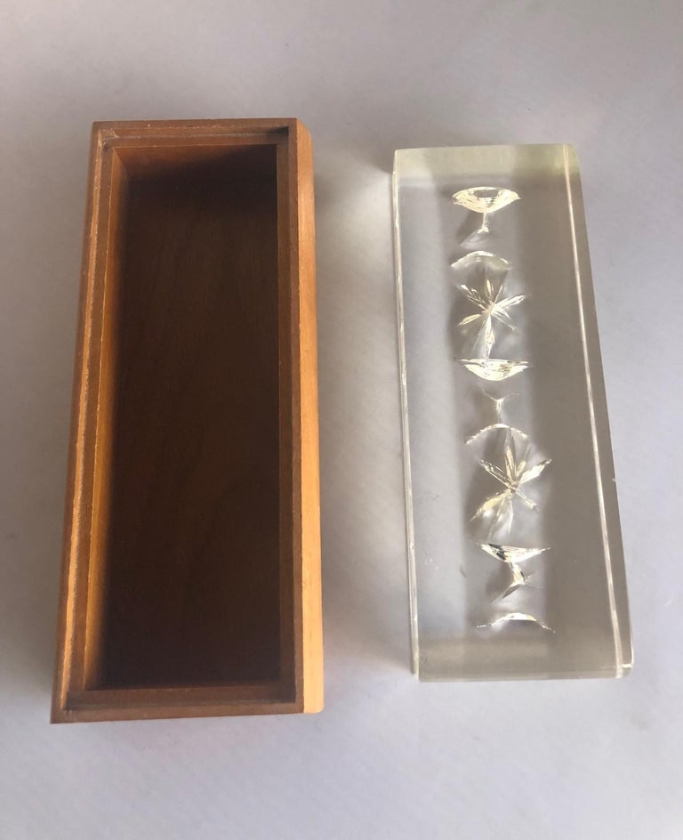 Mid-Century Modern Walnut and Lucite Trinket Box For Sale at 1stDibs ...