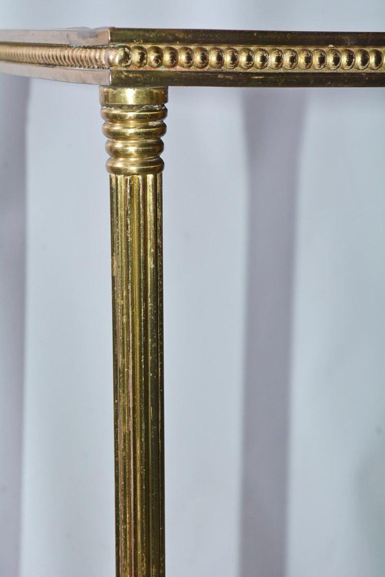 Midcentury Neoclassical Style Brass and Mirrored Side Table at 1stDibs