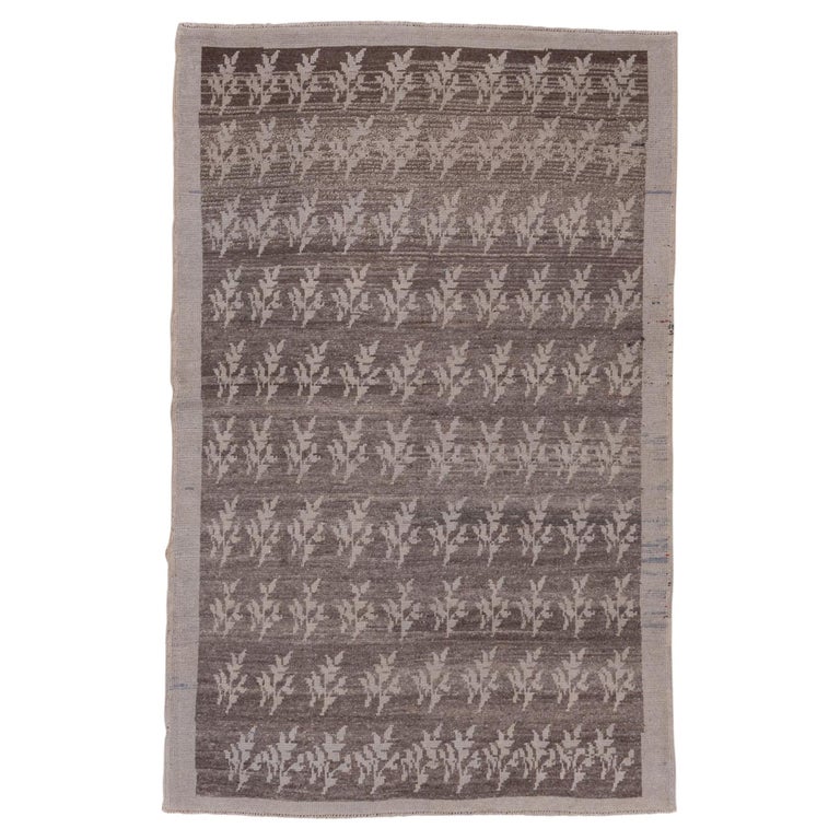 Midcentury Oushak Rug, Simple Palette For Sale at 1stDibs