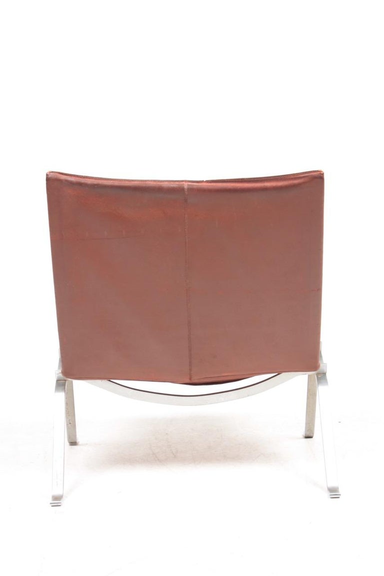 Midcentury "PK 22" Lounge Chair in Patinated Leather Designed by Poul ...