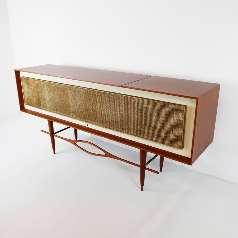 Midcentury Record Player Console For Sale at 1stDibs